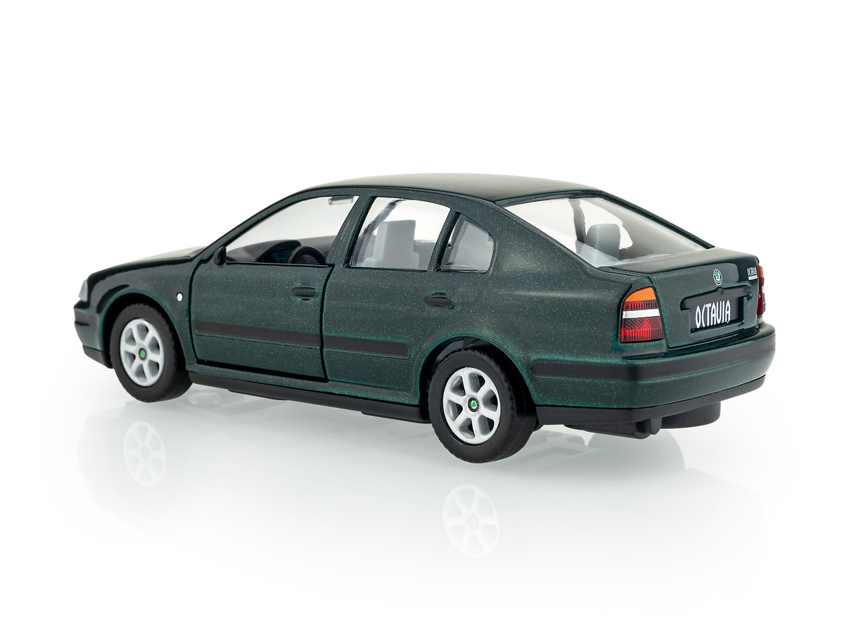 Škoda Octavia zelená 3Y3Y